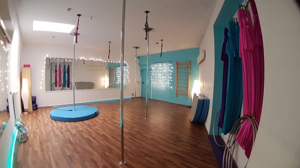 Pole-Studios in Österreich | Poledance und Aerial Hoop Studio